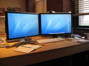 How to Setup Dual Monitors
