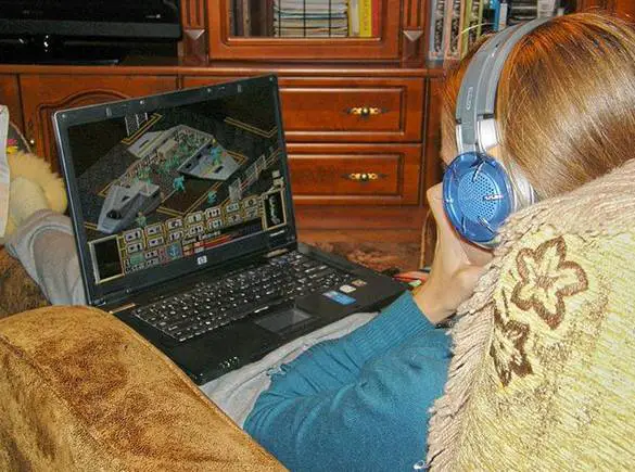 How to Enjoy Computer Games Cheaply